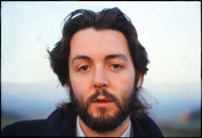"MAN ON THE RUN" THE NEW FILM COMING 25th FEBRUARY 2026 - BEATLES MAGAZINE