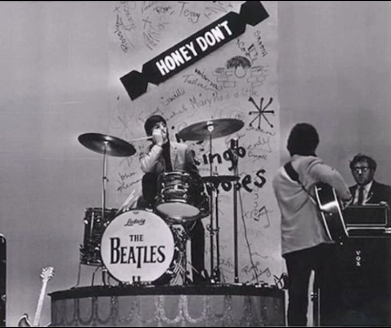 "ANOTHER BEATLES CHRISTMAS SHOW" WAS A HIT - BEATLES MAGAZINE