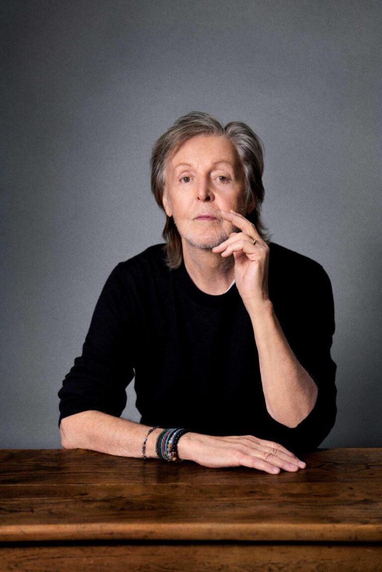 AN INTIMATE EVENING WITH PAUL McCARTNEY - BEATLES MAGAZINE